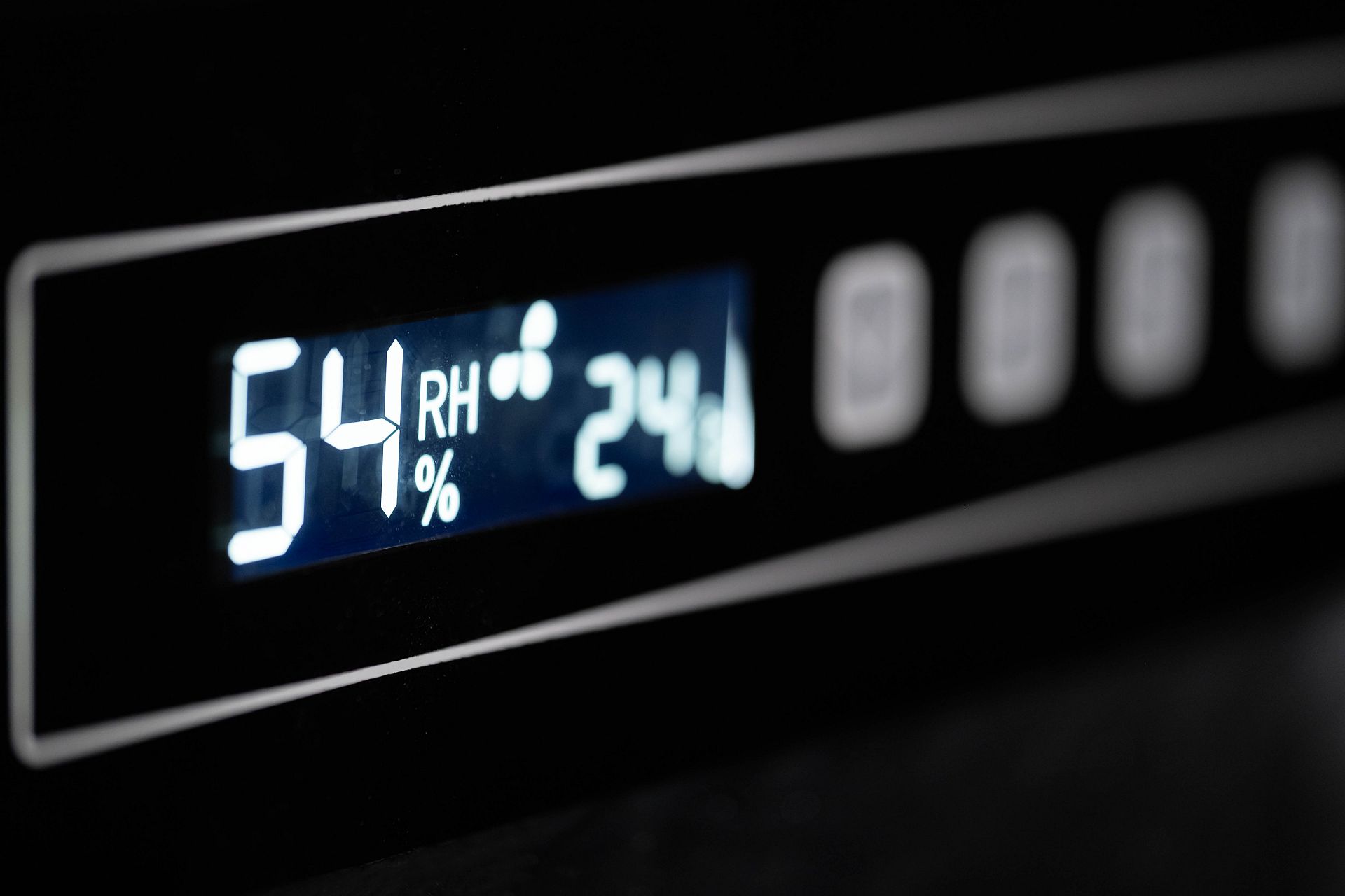 Protect Sensitive Equipment From Heat Using Compressed Air - Dust Free ...